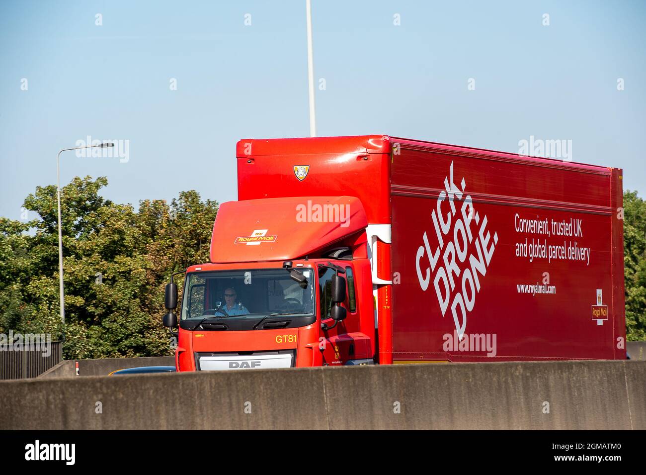 Royal mail lorry on motorway hi-res stock photography and images - Alamy