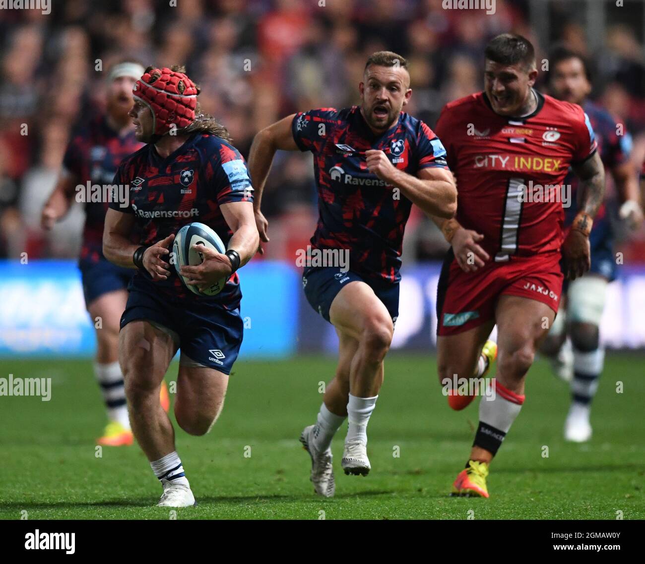 Bristol, UK. 17th Sep, 2021. 17th September 2021; Ashton Gate Stadium ...