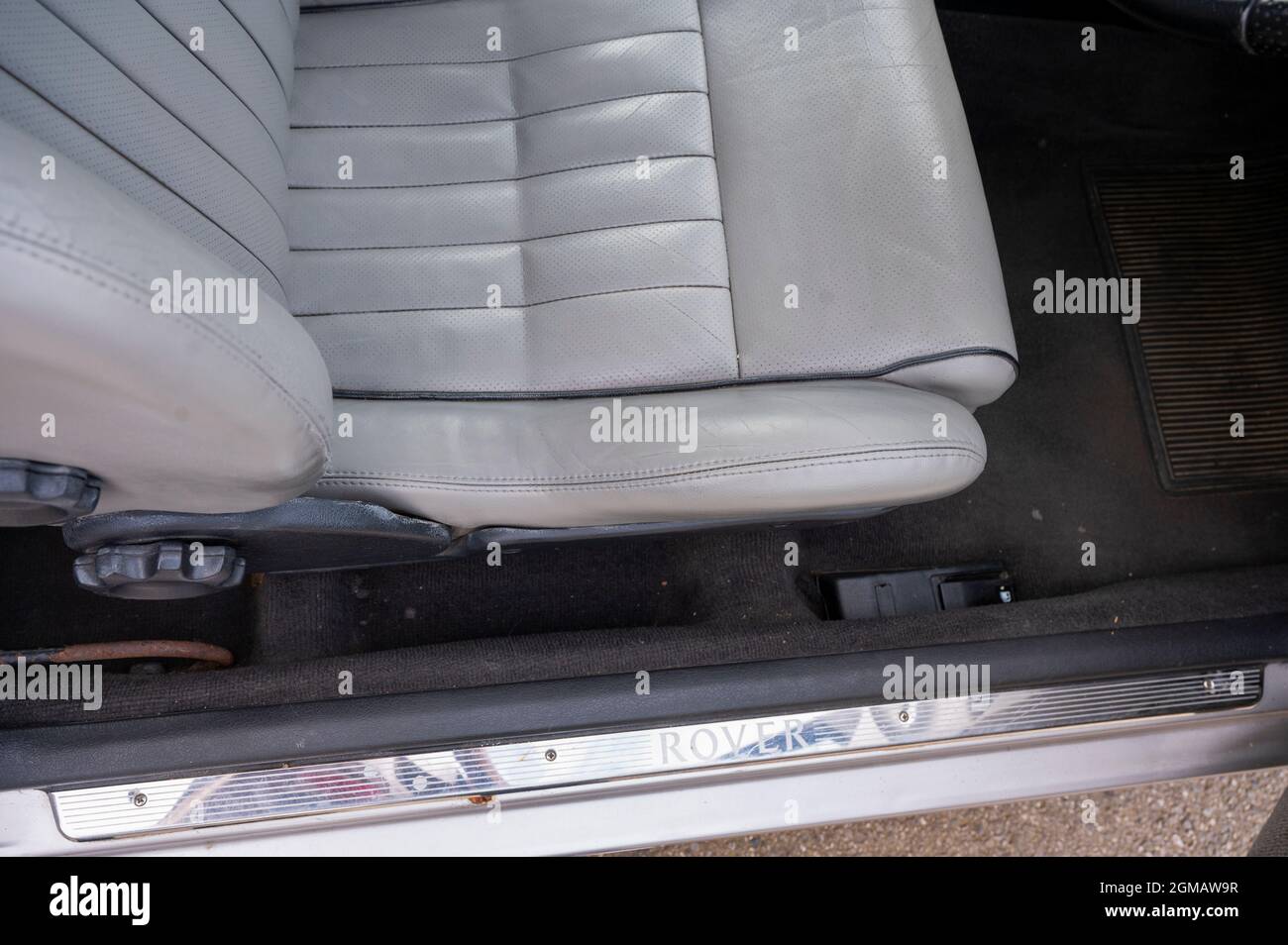 Rover 200 convertible hi-res stock photography and images - Alamy