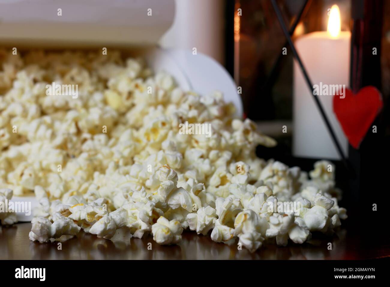 popcorn stack with heart shape Stock Photo - Alamy