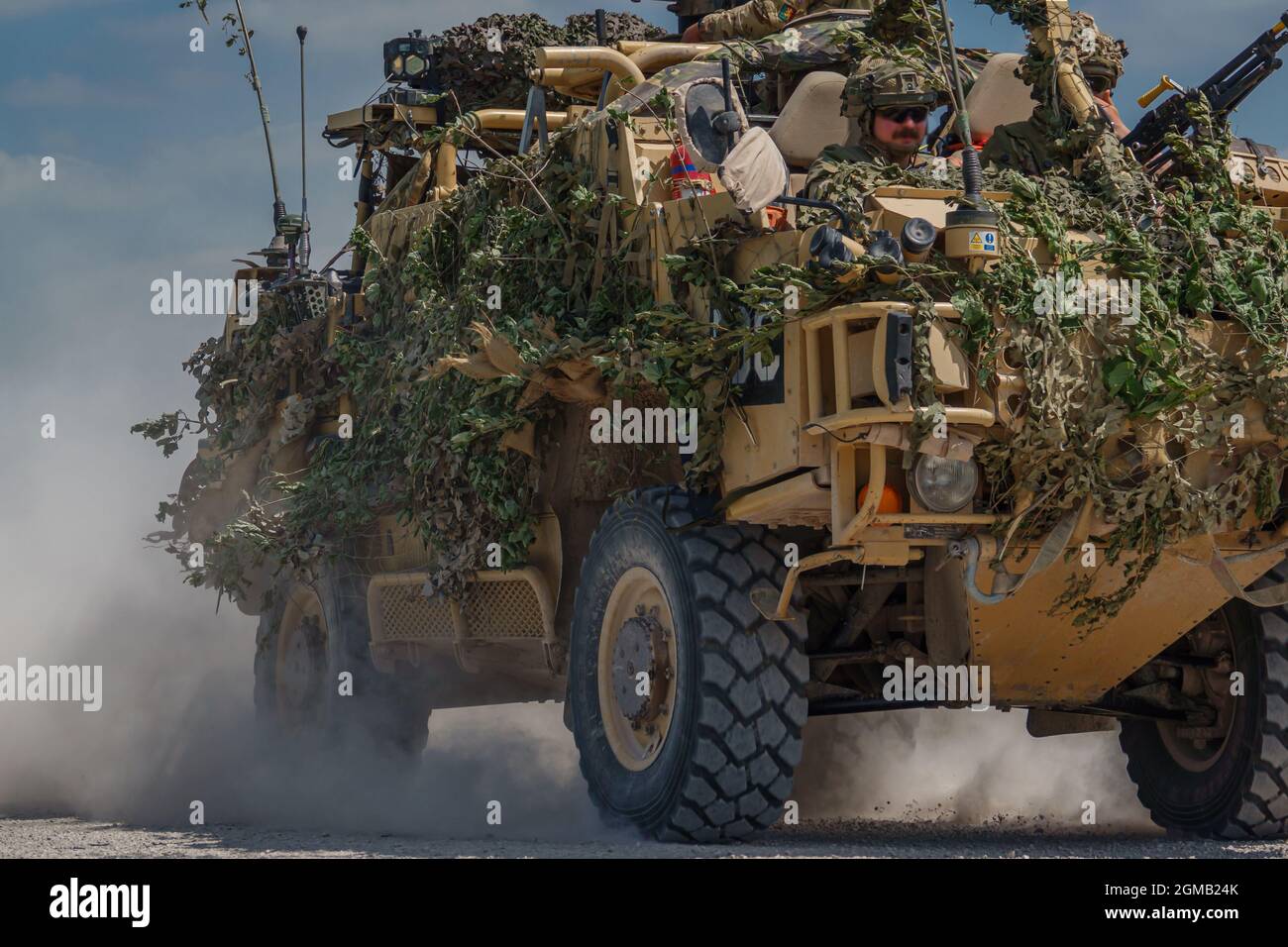 British army jackal armoured vehicle hi-res stock photography and ...