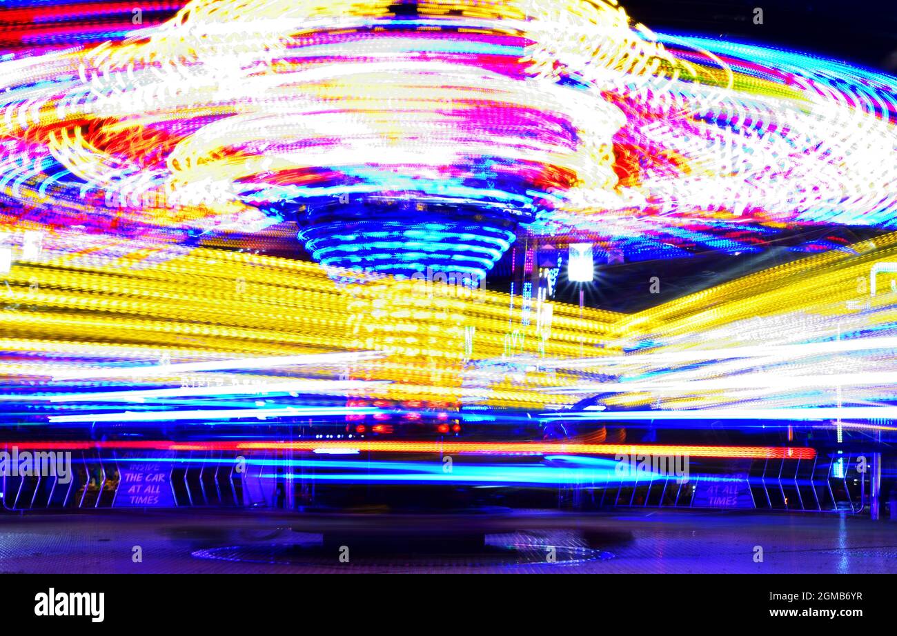 Fairground lights night hi-res stock photography and images - Alamy