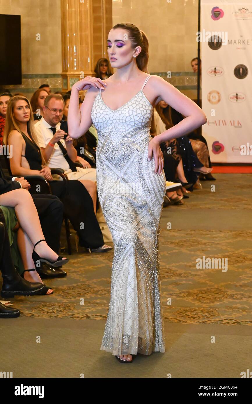 Samina mughal collection hi-res stock photography and images - Alamy