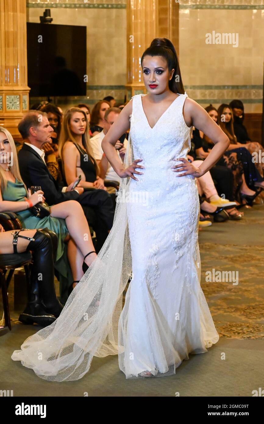 Samina mughal collection hi-res stock photography and images - Alamy