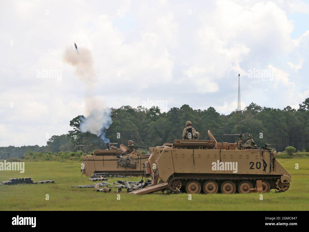 Soldiers assigned to the mortar section of 3rd Battalion, 67th Armored ...