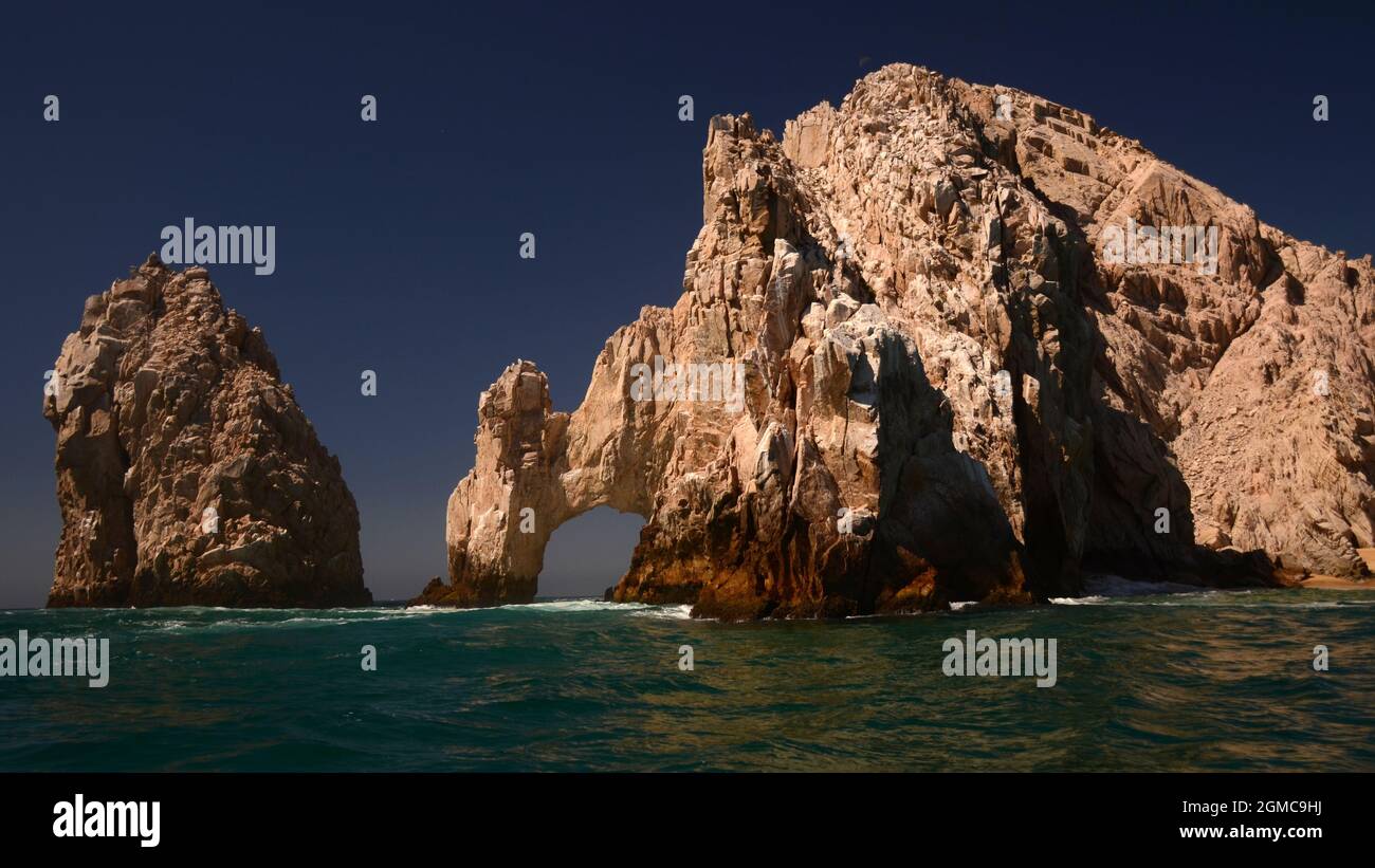 CABO SAN LUCAS, BAJA CALIFORNIA SUR, MEXICO...EL ARCO, THE ARCH OF CABO ...