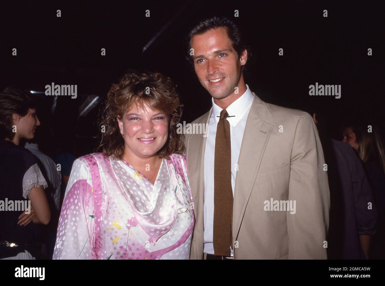 Mindy cohn hi-res stock photography and images - Alamy