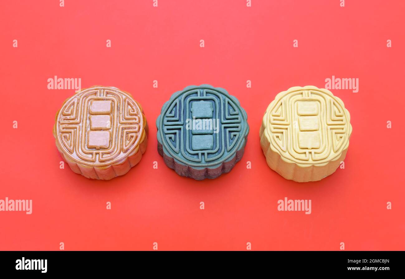 Traditional Mooncake On red background Stock Photo - Alamy