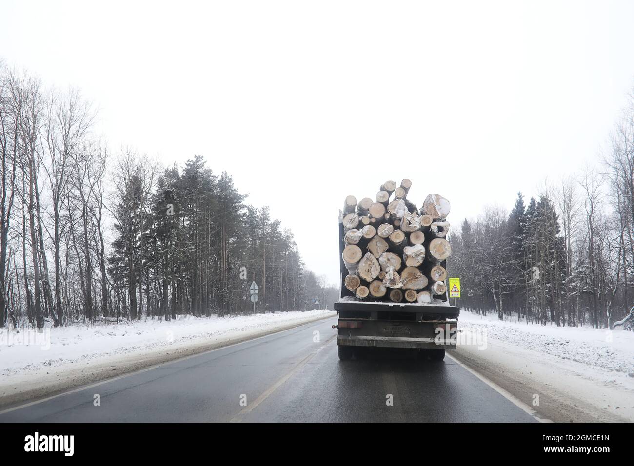 Lorry load cut timber on hi-res stock photography and images - Alamy