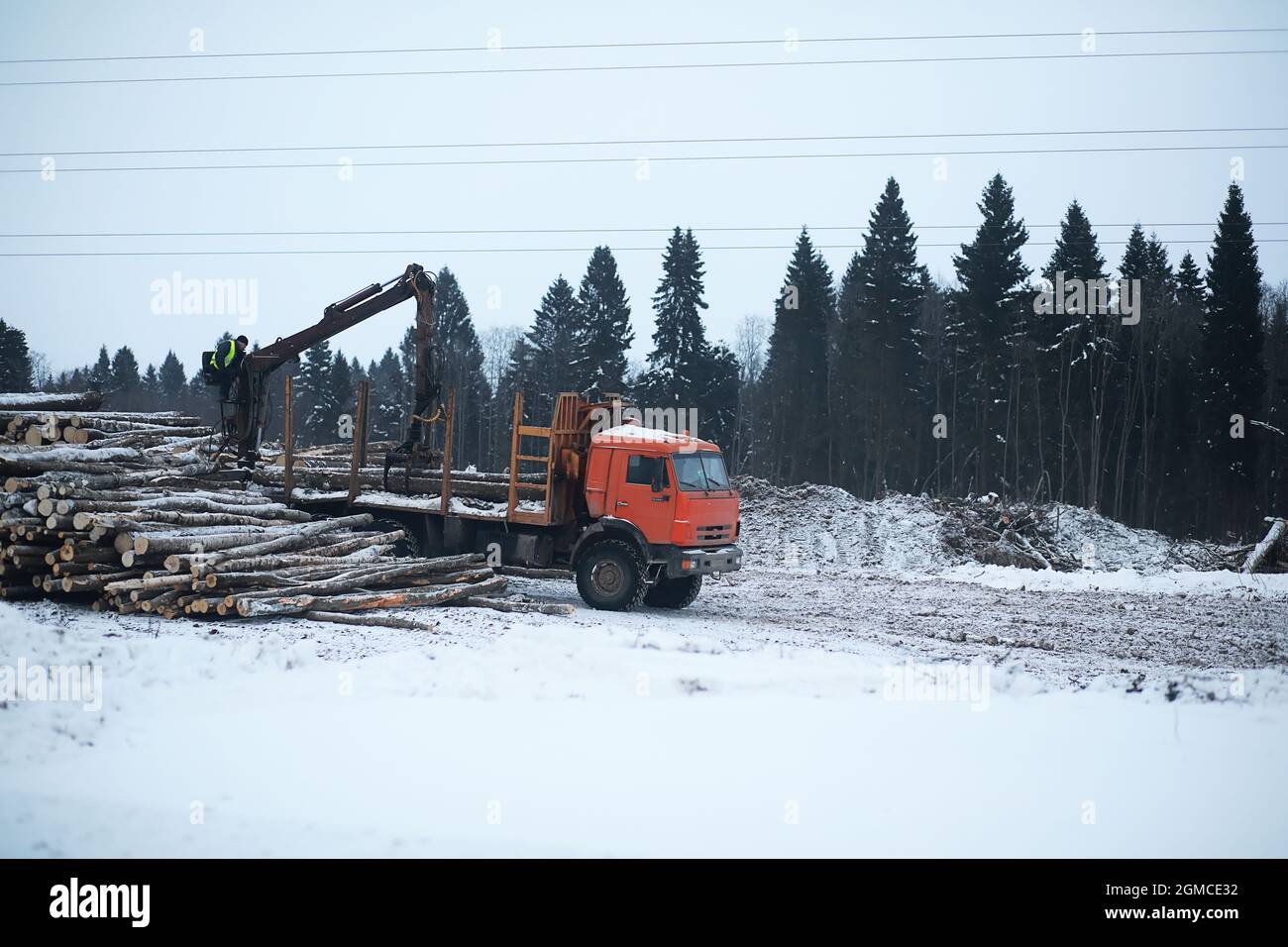 Timber trailers hi-res stock photography and images - Alamy