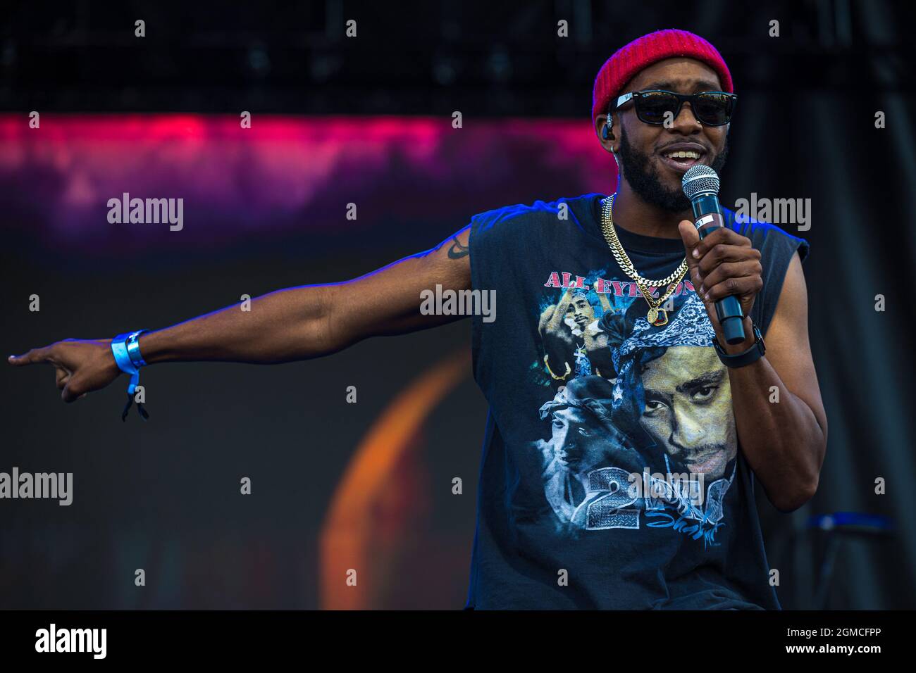 Clemons performs hi-res stock photography and images - Alamy