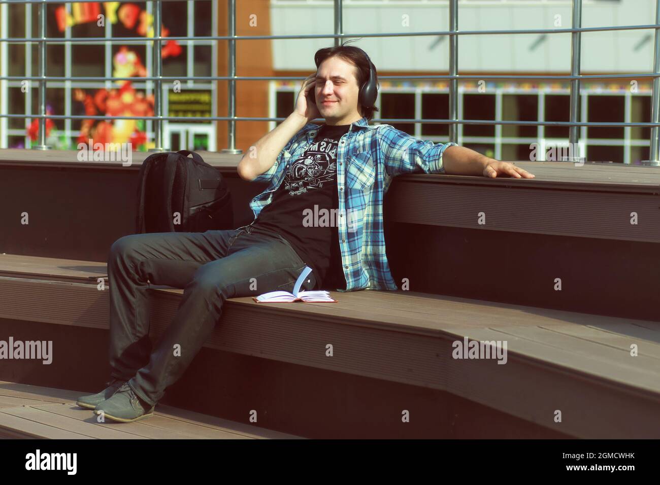 man outdoor alone sit on step Stock Photo - Alamy