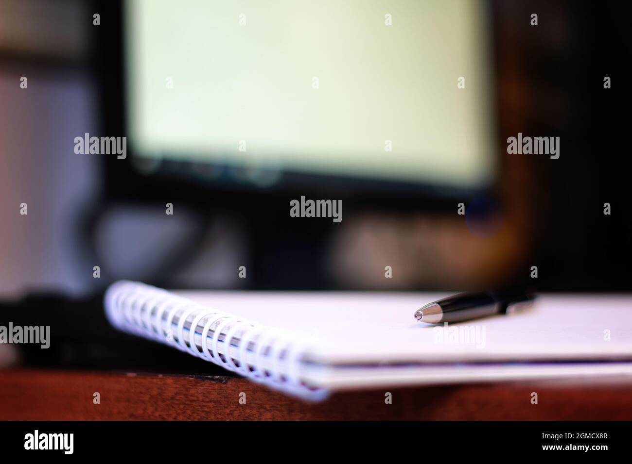 hand write pen paper Stock Photo - Alamy