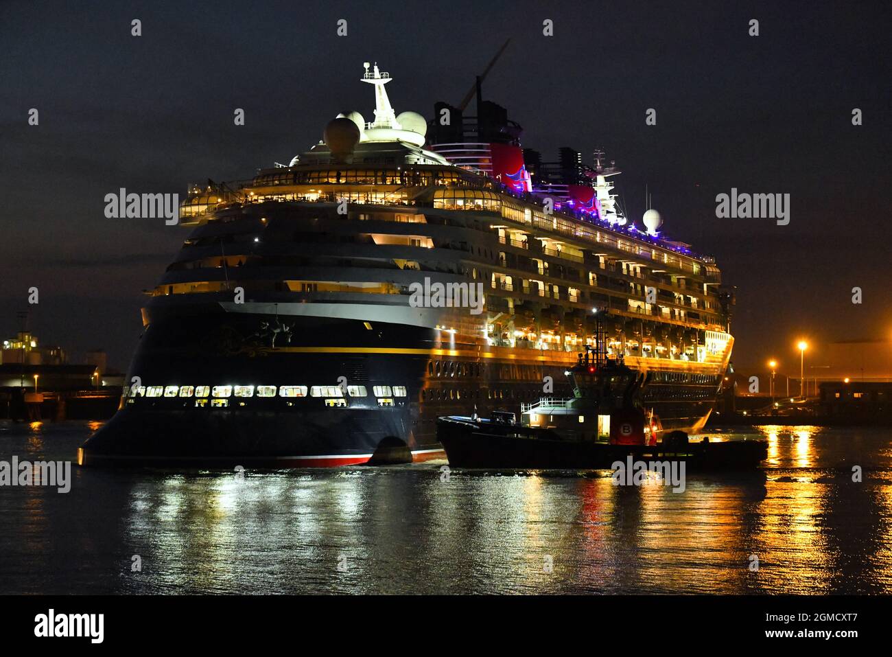 17/09/2021 Gravesend UK The cruise ship Disney Magic has attracted ...