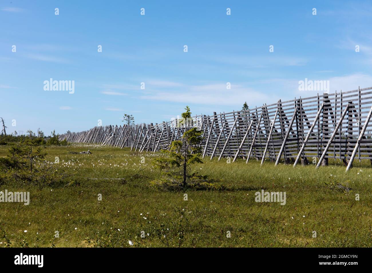 Permanent snow fence hi-res stock photography and images - Alamy
