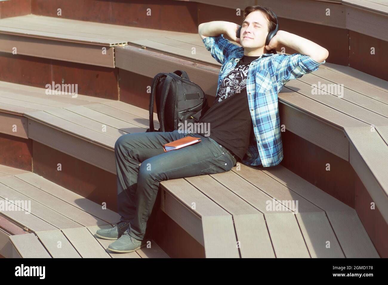 man outdoor alone sit on step Stock Photo - Alamy