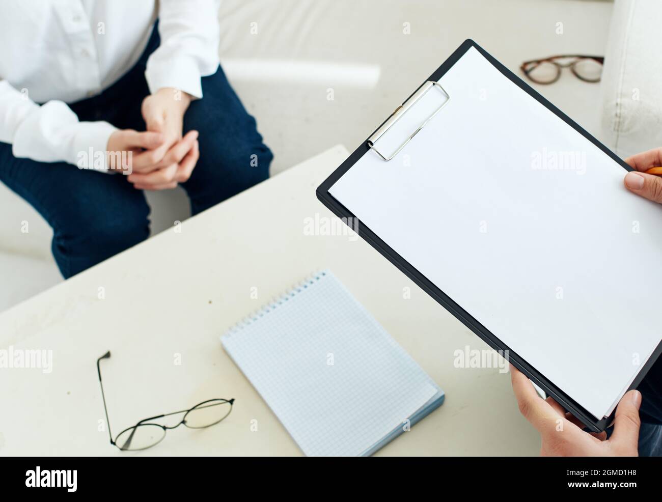 patient with a psychologist session therapy treatment Stock Photo - Alamy