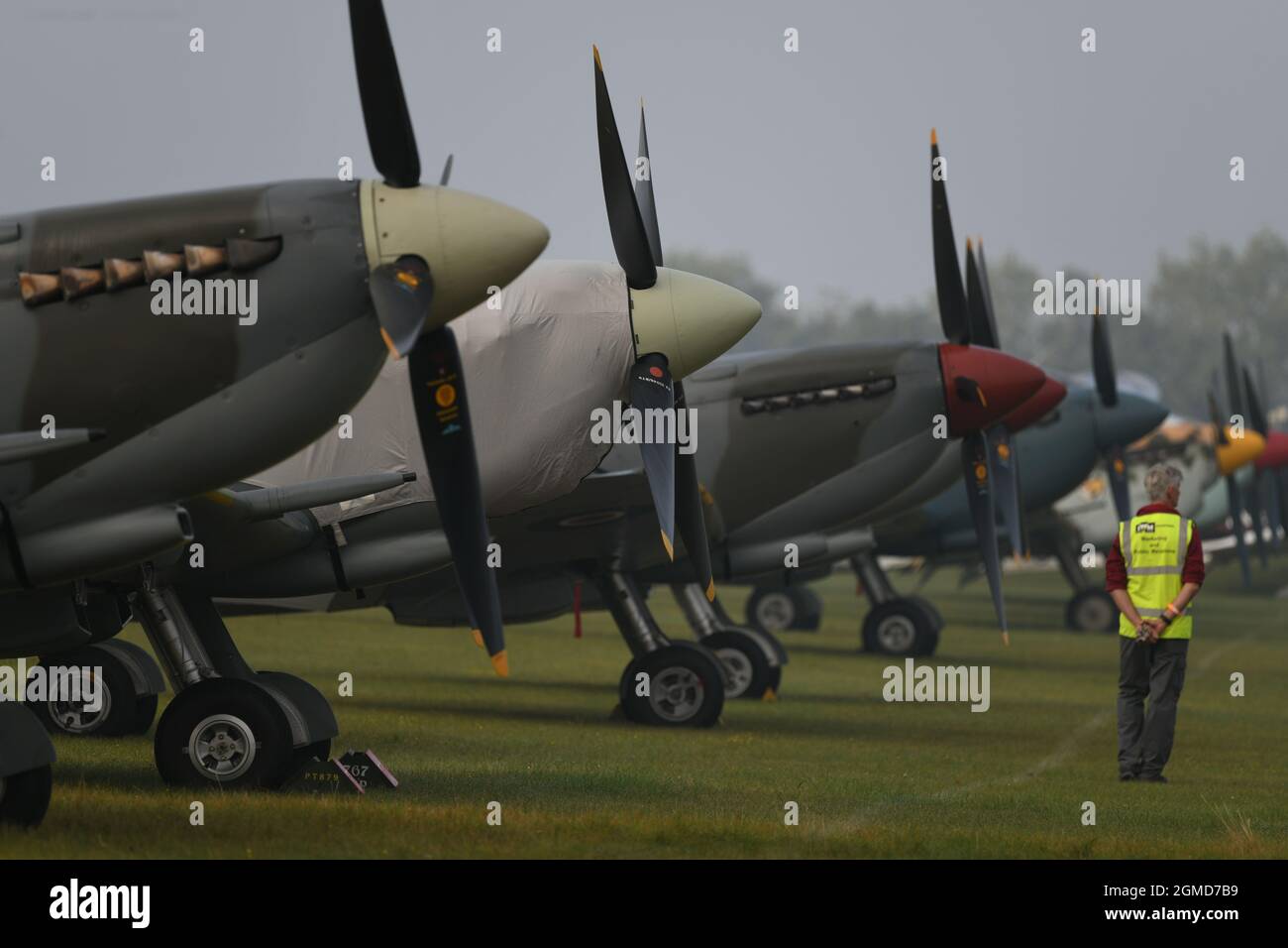 Lineup of supermarine spitfires hi-res stock photography and images - Alamy
