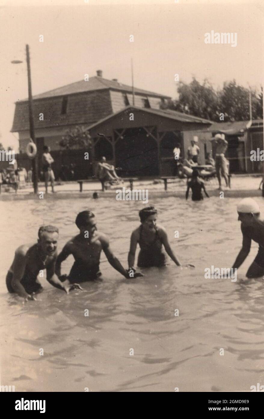 1940s beach fun hi-res stock photography and images - Alamy