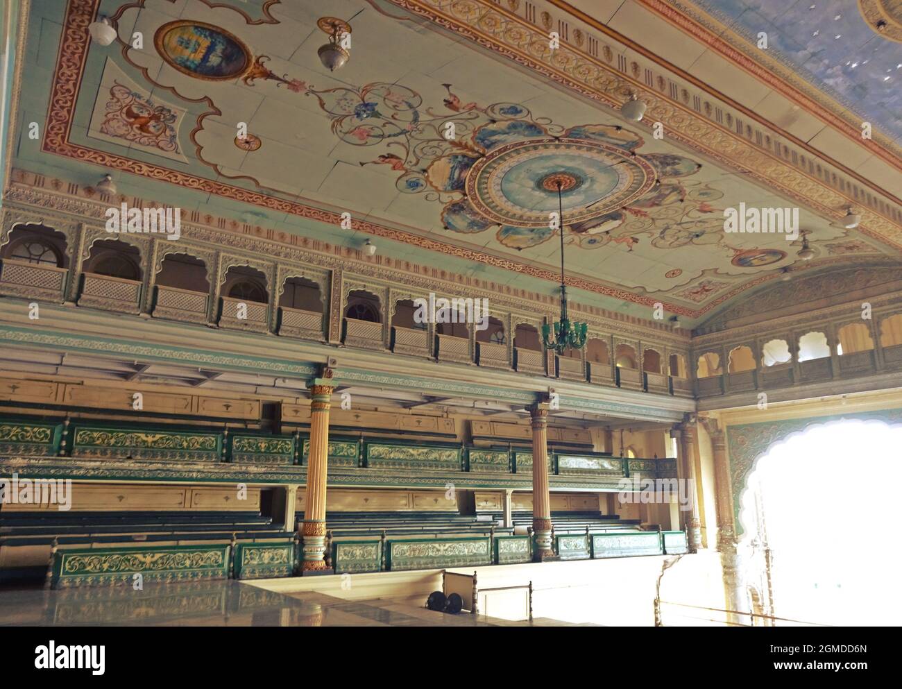 Painted ceiling at amba vilas palace in karnataka Stock Photo - Alamy