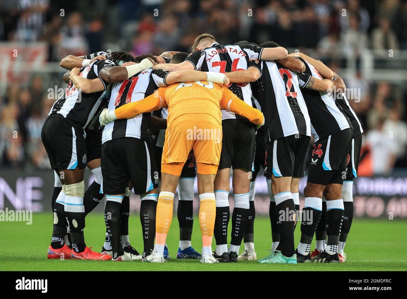 Newcastle Huddle High Resolution Stock Photography and Images - Alamy