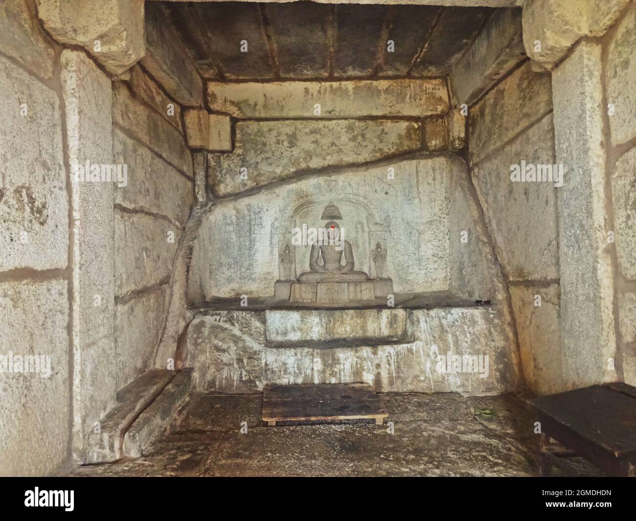 carving and sculpture at Lord Gomateswara, Bahubali, Jainism ...