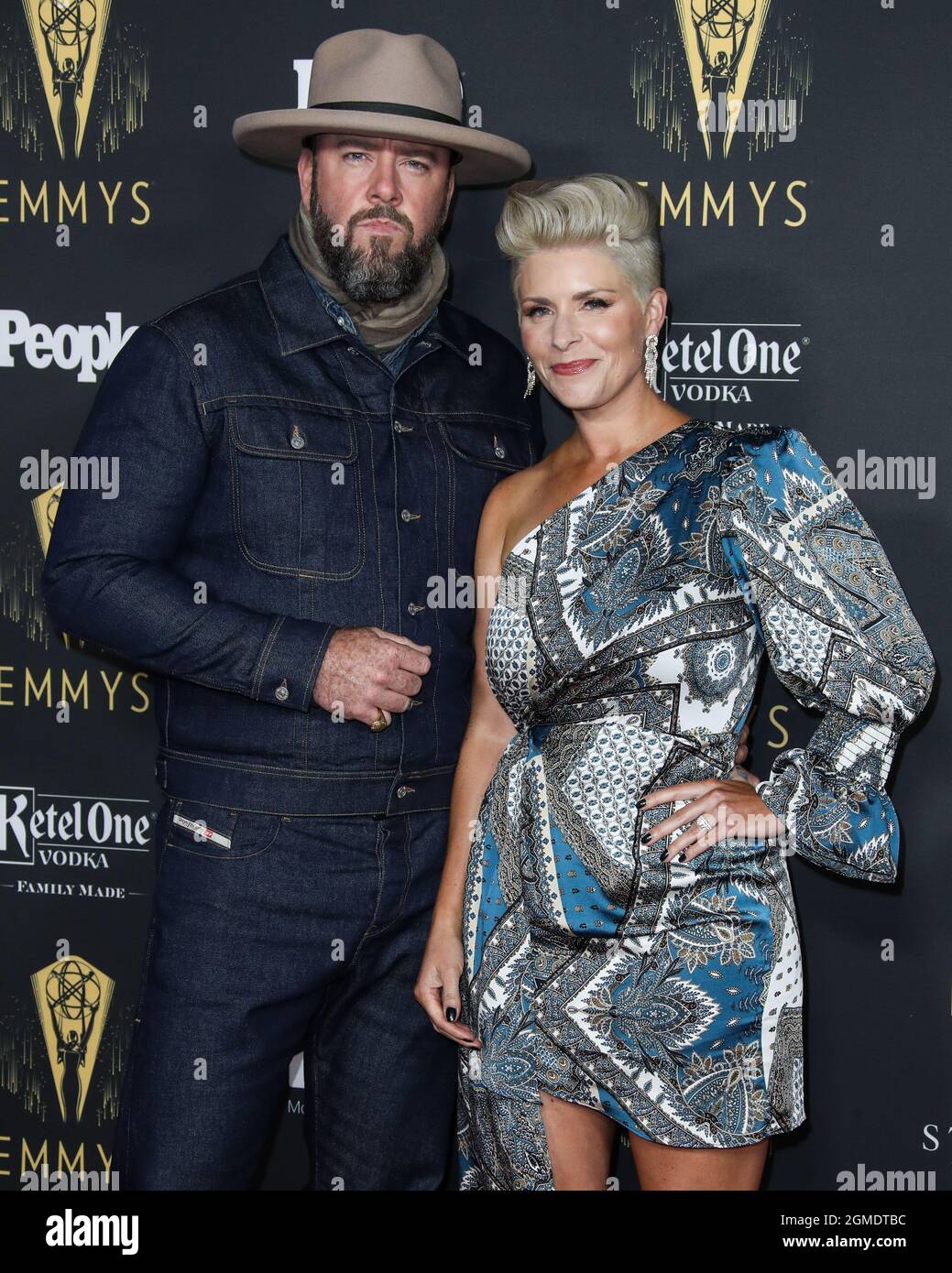 NORTH HOLLYWOOD, LOS ANGELES, CALIFORNIA, USA - SEPTEMBER 17: Actor Chris Sullivan and wife ...