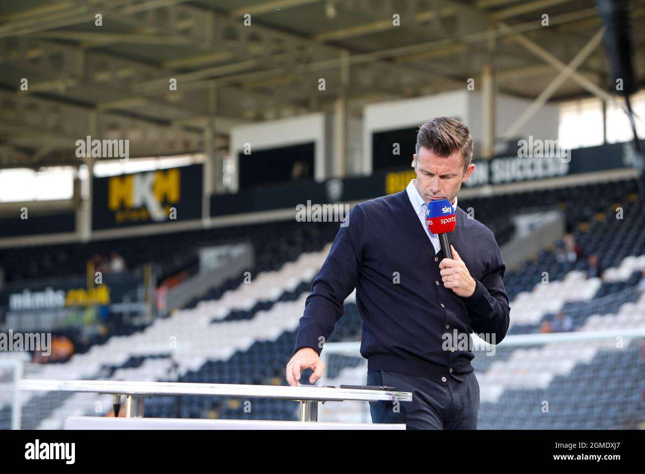 David Prutton presenting Sky Sports at pitch side Stock Photo - Alamy
