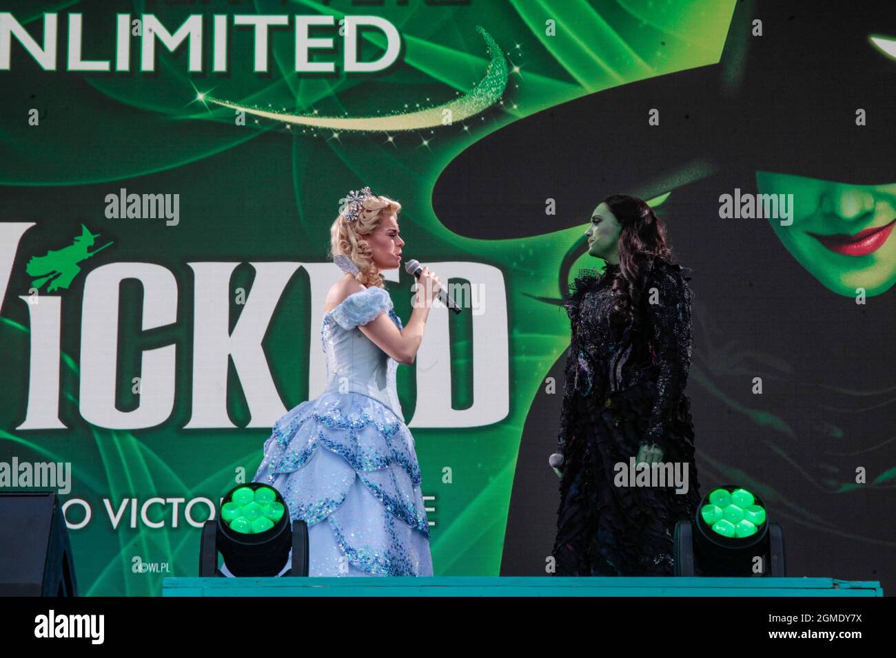 Wicked musical london production hi-res stock photography and images ...