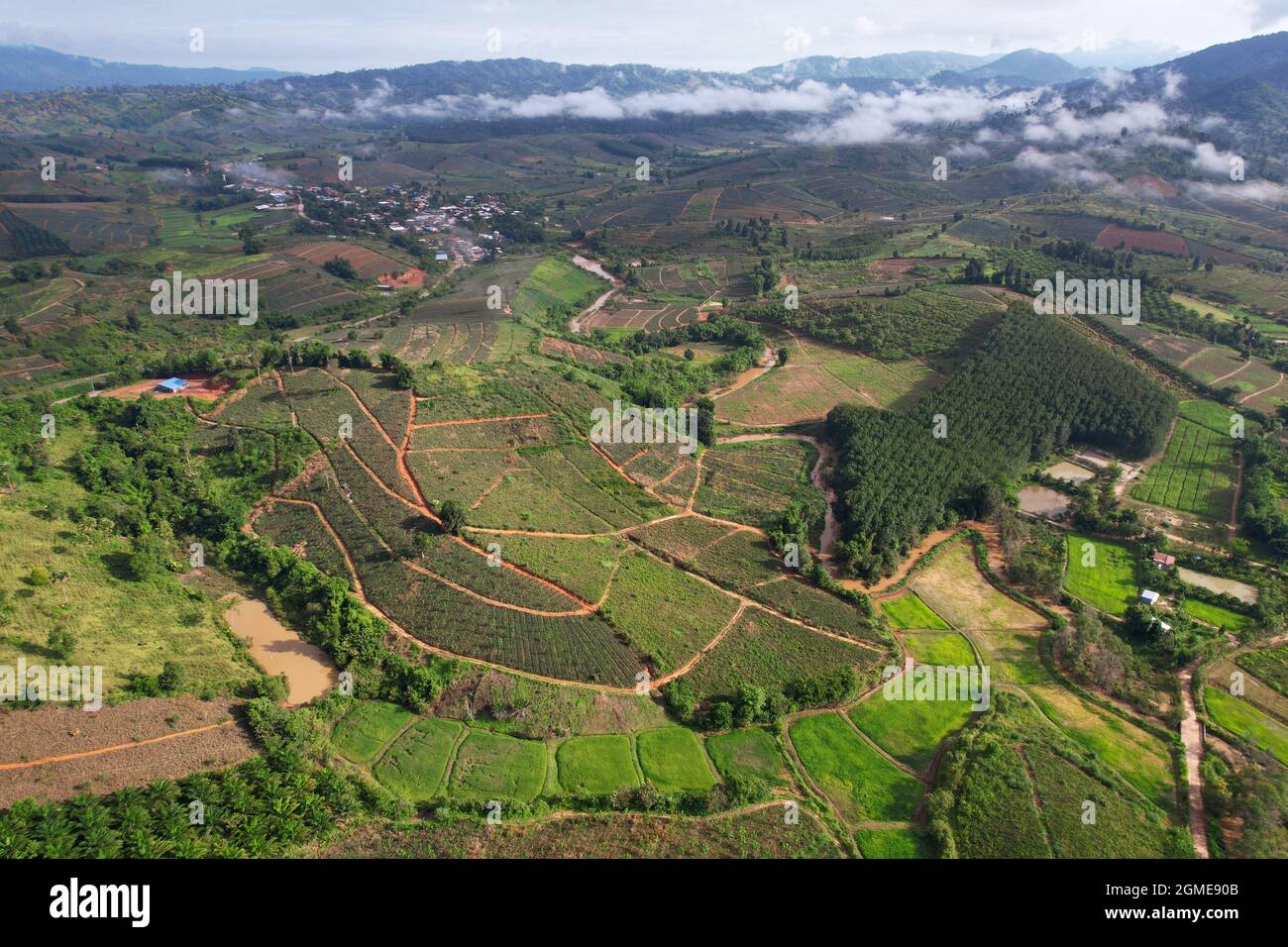 Asia countryside hi-res stock photography and images - Alamy