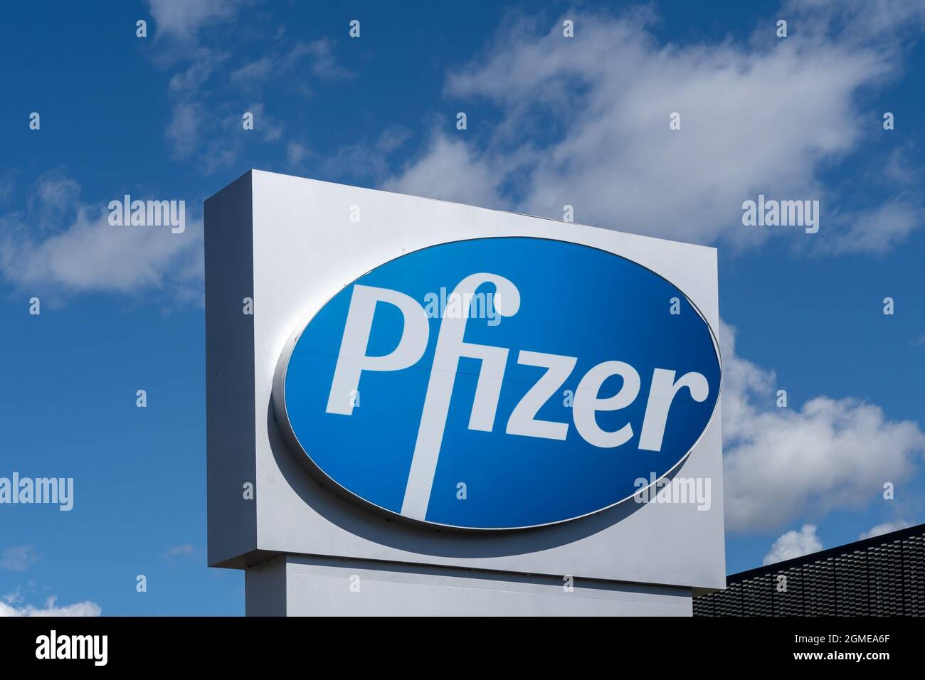 Qc background hi-res stock photography and images - Alamy