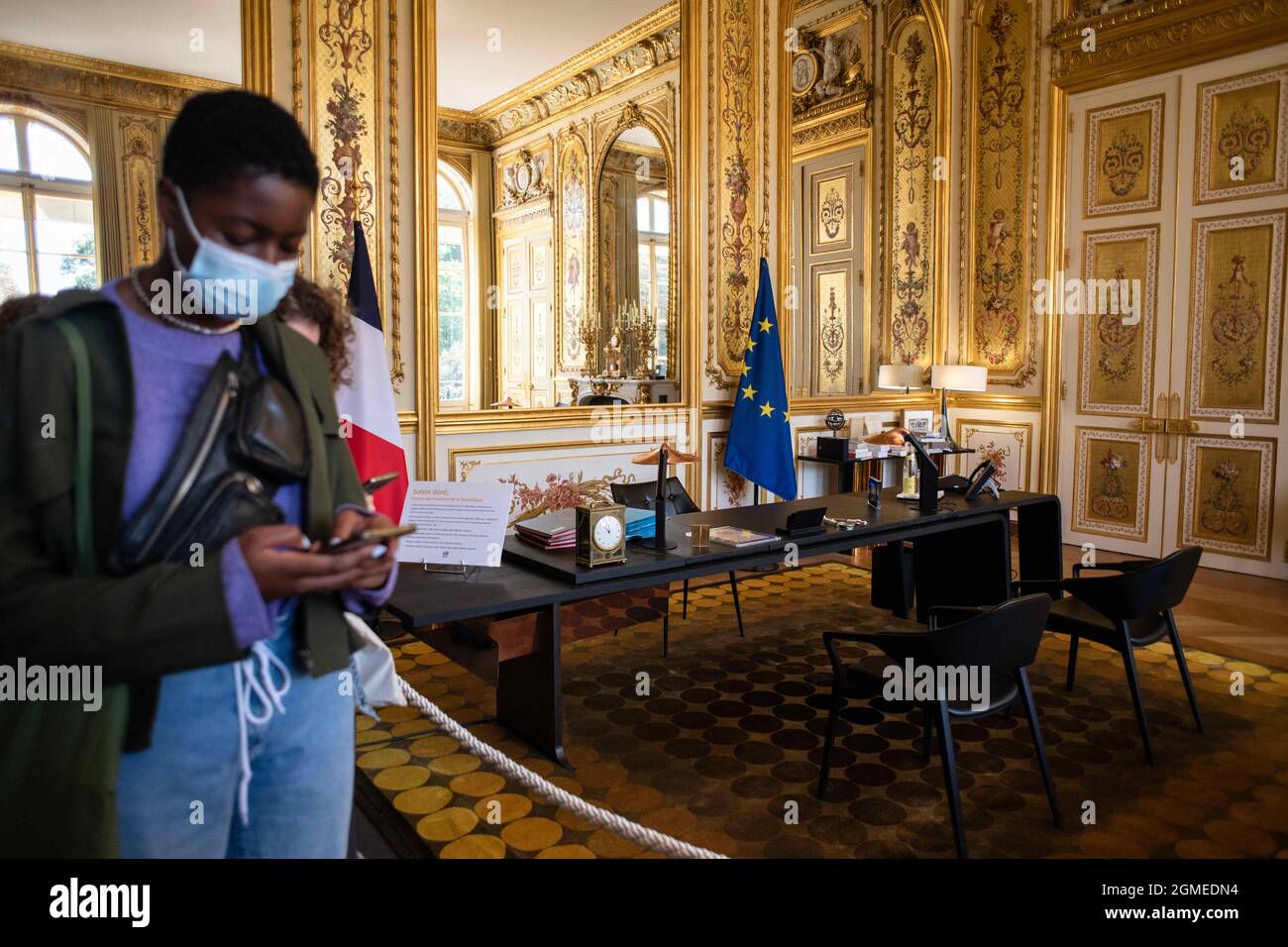 Salon dore hi-res stock photography and images - Alamy