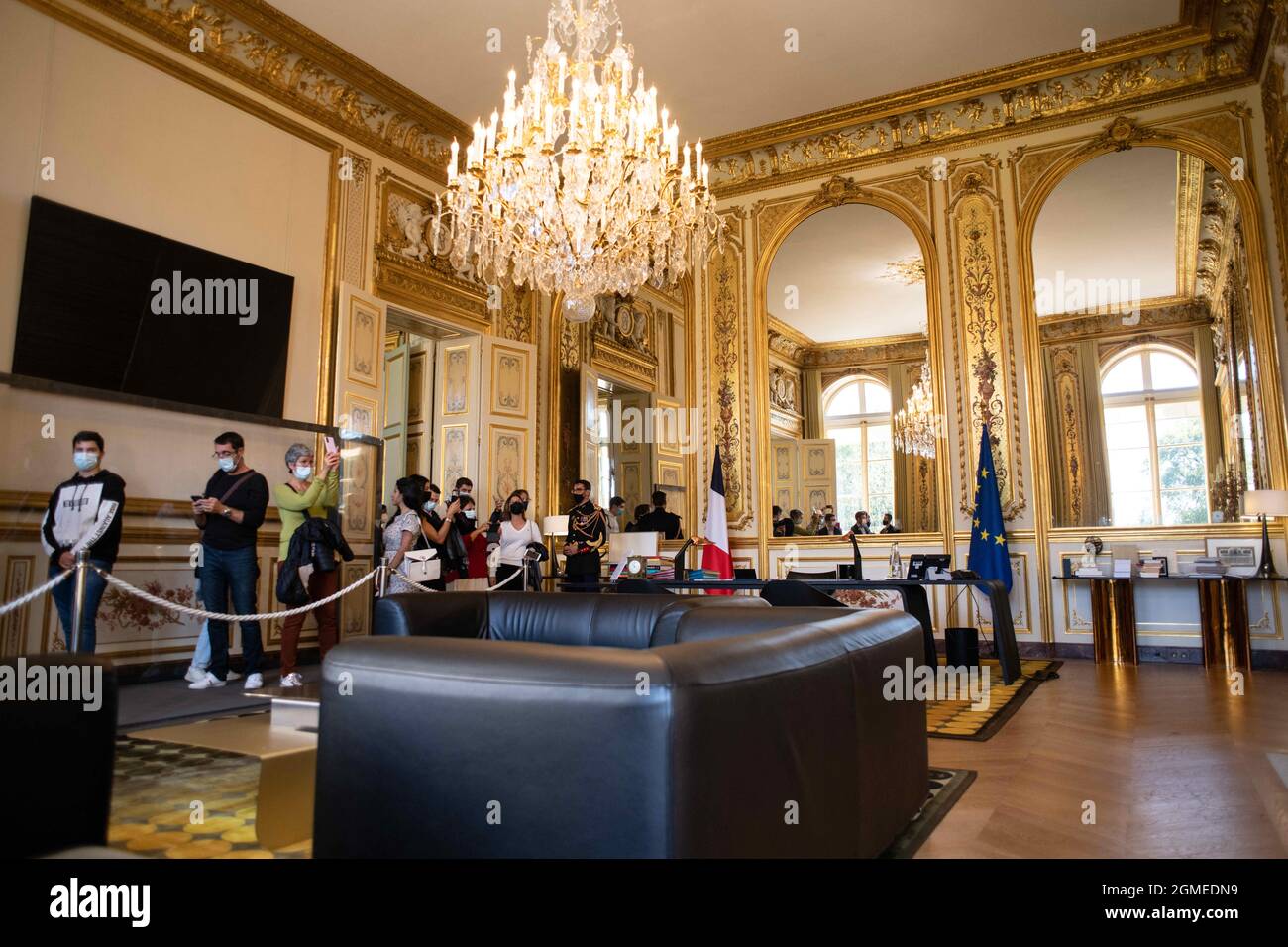 Salon dore hi-res stock photography and images - Alamy