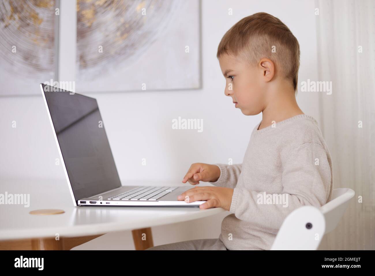 Happy boy cartoon hi-res stock photography and images - Alamy