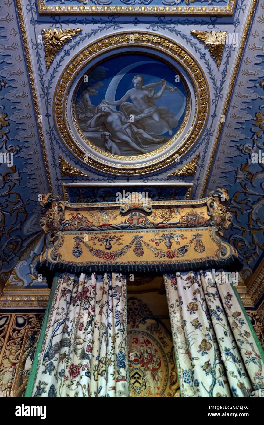 Period bedroom hi-res stock photography and images - Alamy