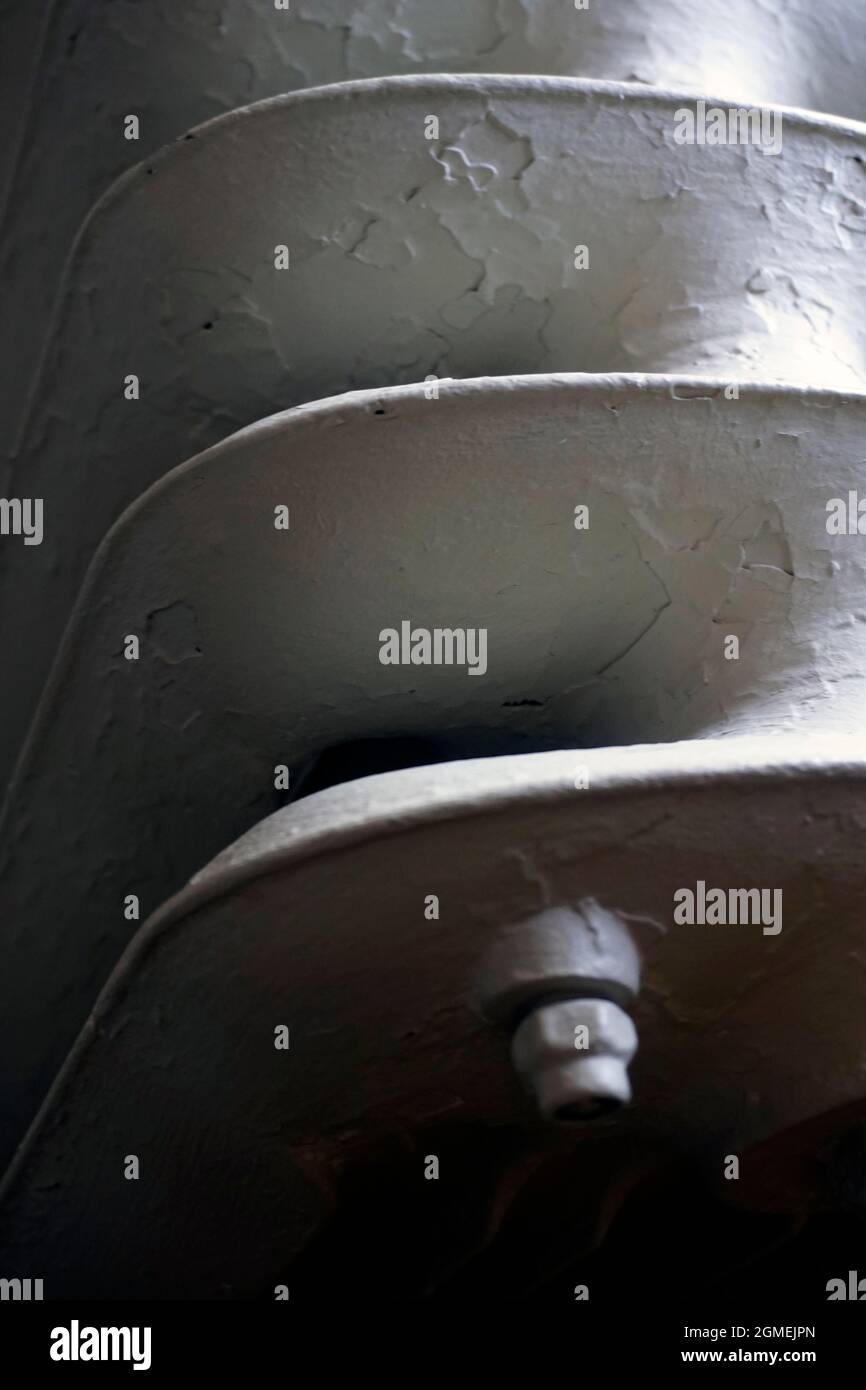 old fashioned painted radiator Stock Photo - Alamy