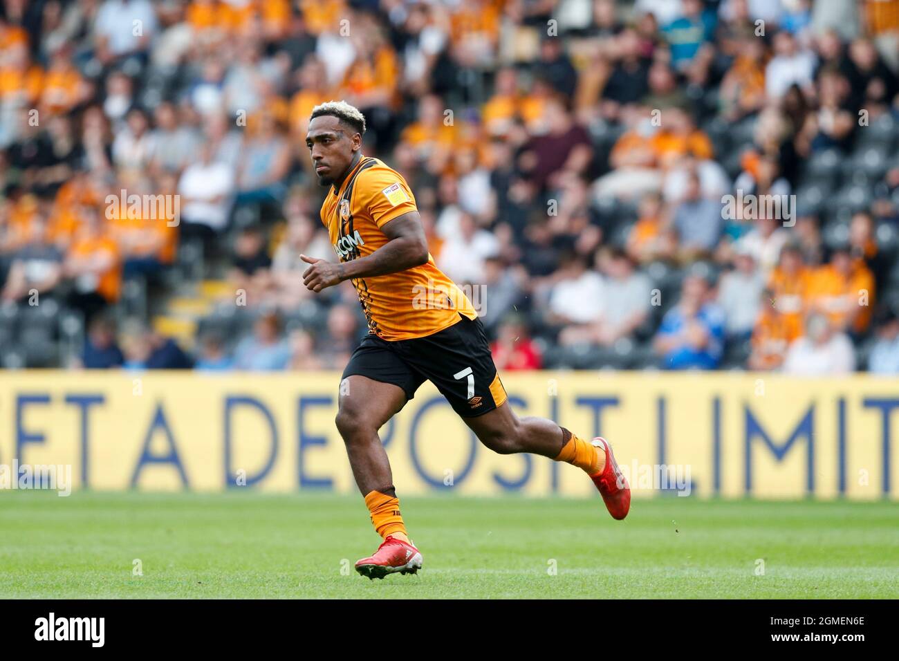 Mallik Wilks #7 of Hull City Stock Photo - Alamy