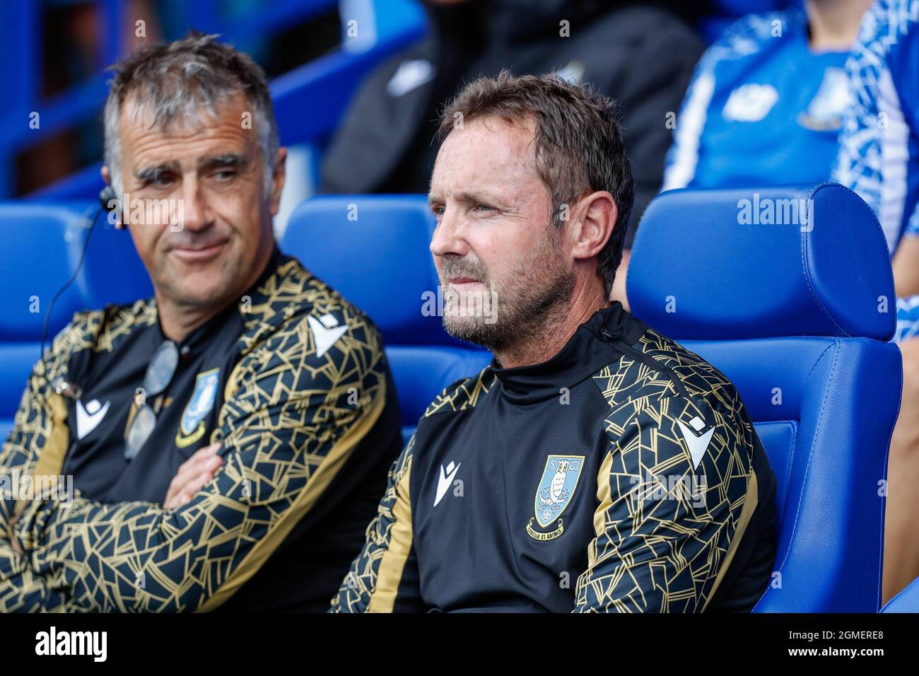 Sheffield wednesday coach hi-res stock photography and images - Alamy