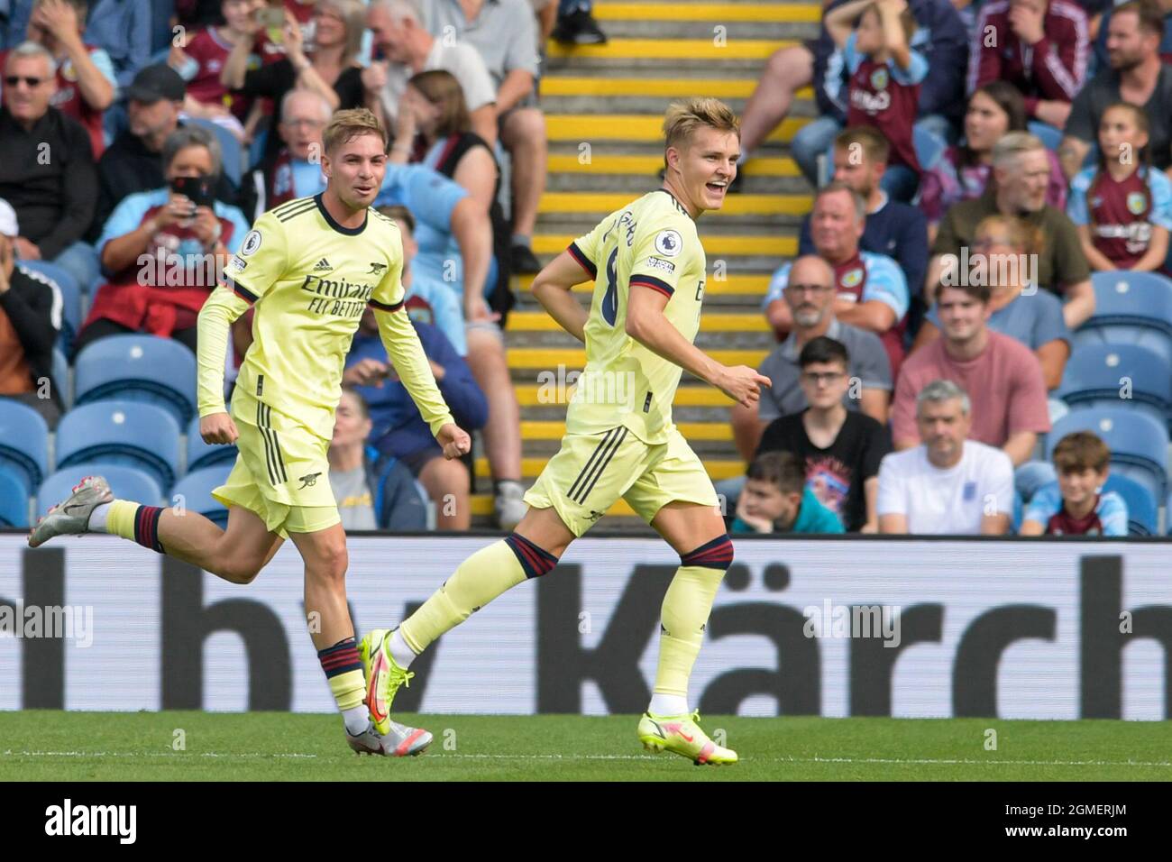 Martin odegaard celebrates arsenal hi-res stock photography and images ...