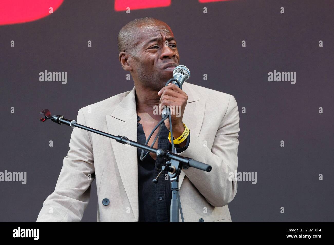 Andrew roachford mbe hi-res stock photography and images - Alamy