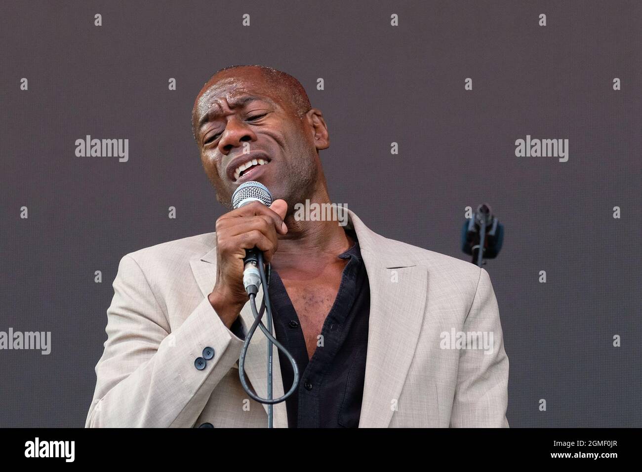 Andrew roachford mbe hi-res stock photography and images - Alamy