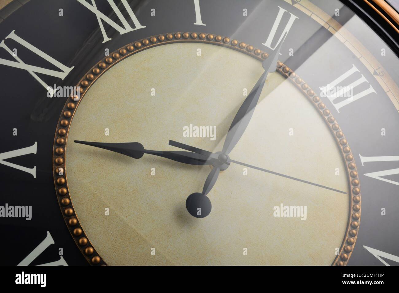 Old vintage clock detail hi-res stock photography and images - Alamy