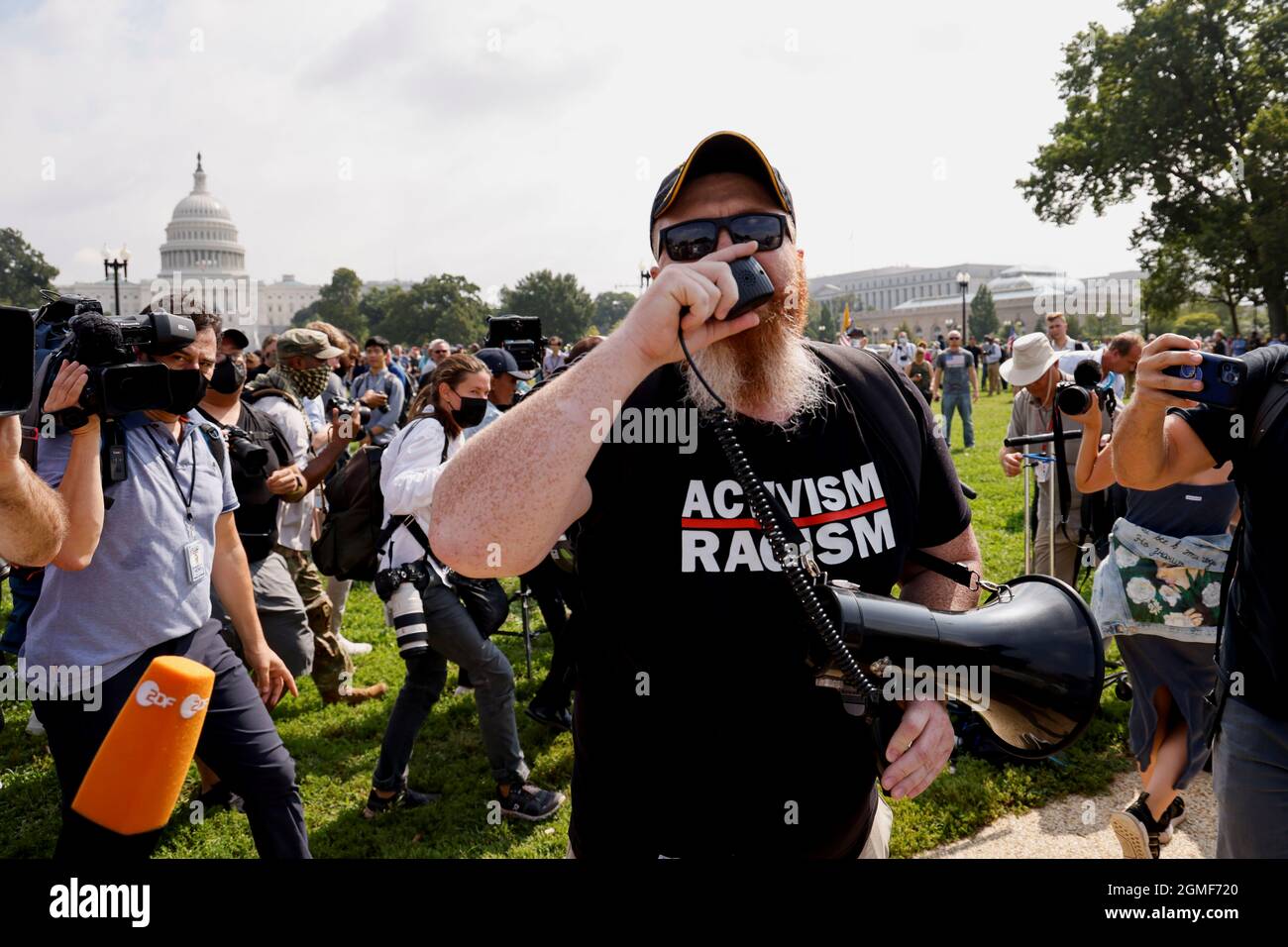 Megaphone rally united states hi-res stock photography and images - Alamy