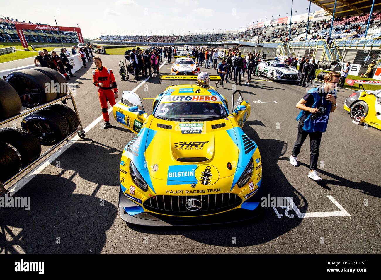 Assen: DTM TT Circuit Assen 2021, (Photo by Hoch Zwei) 5 Vincent Abril ...