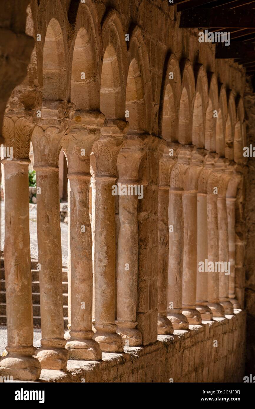 arcaded gallery of semicircular arches on paired columns, Church of the ...