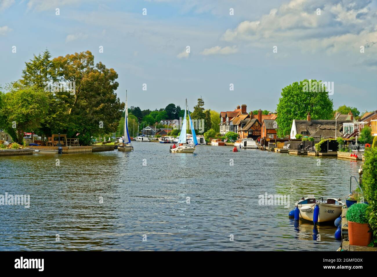 The Norfolk Broads at Horning, Norfolk, England Stock Photo - Alamy