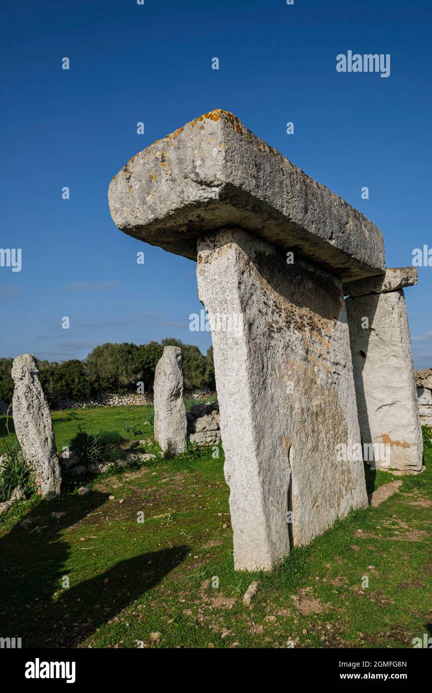 Apsidal shape hi-res stock photography and images - Alamy