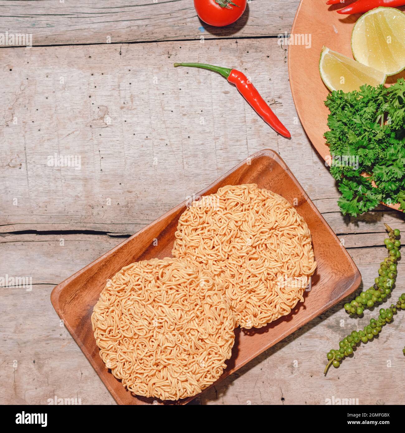 Asian food - instant dry noodle Stock Photo - Alamy