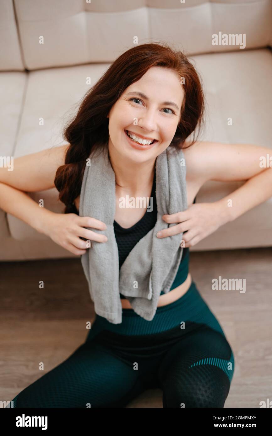 Smiling athlete hi-res stock photography and images - Alamy