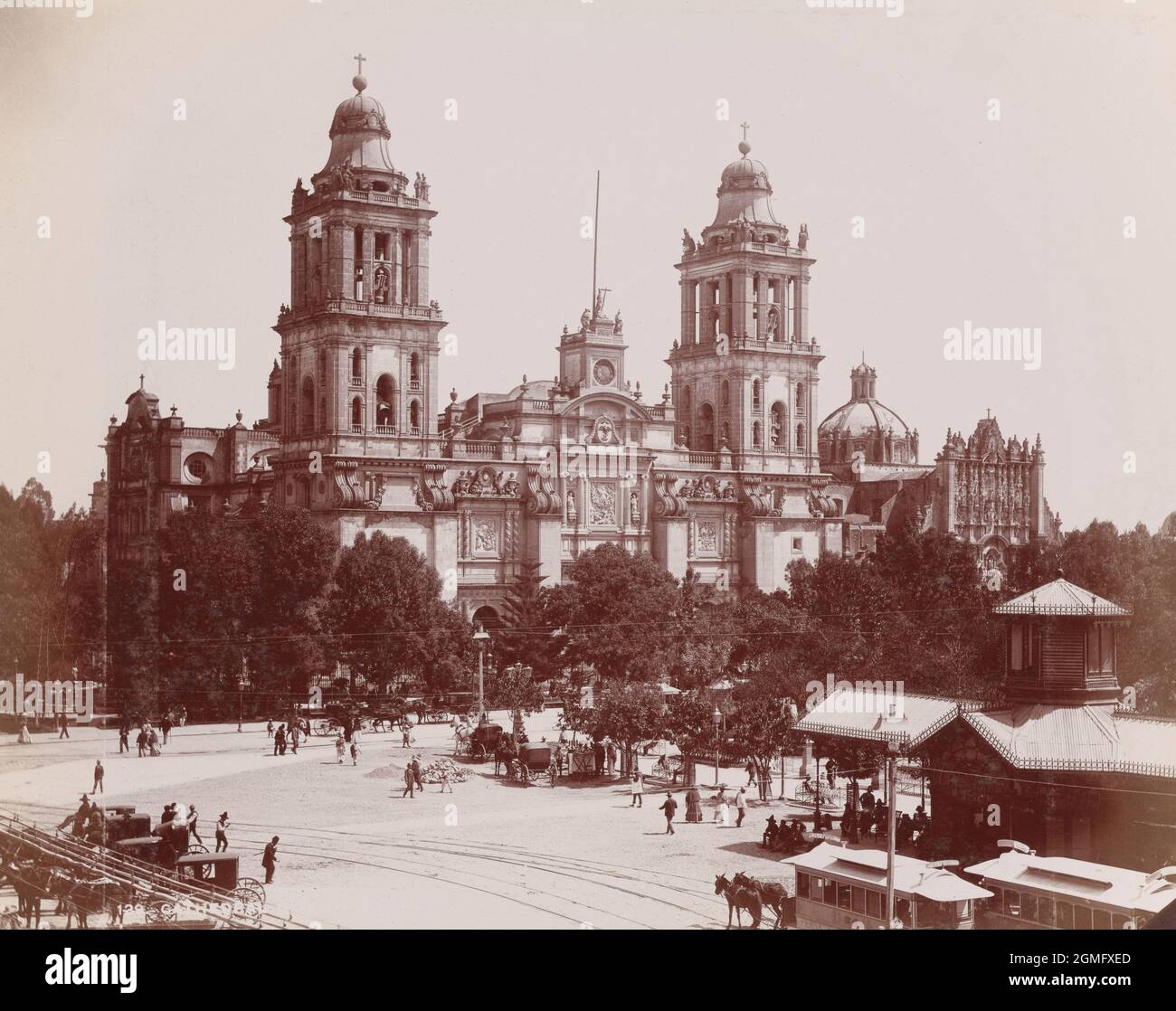 Metropoitan cathedral hi-res stock photography and images - Alamy